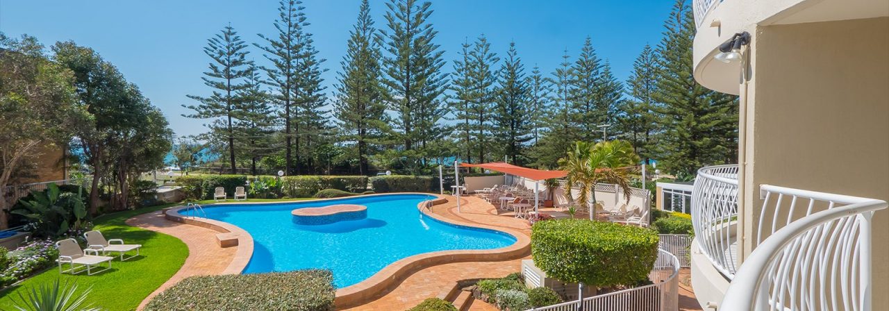 Beachfront Accommodation Burleigh Heads - Burleigh Surf